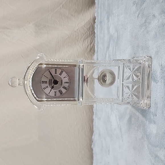 Godinger | Other | Crystal Legend Clock Wpendulum By Godinger Hand ...